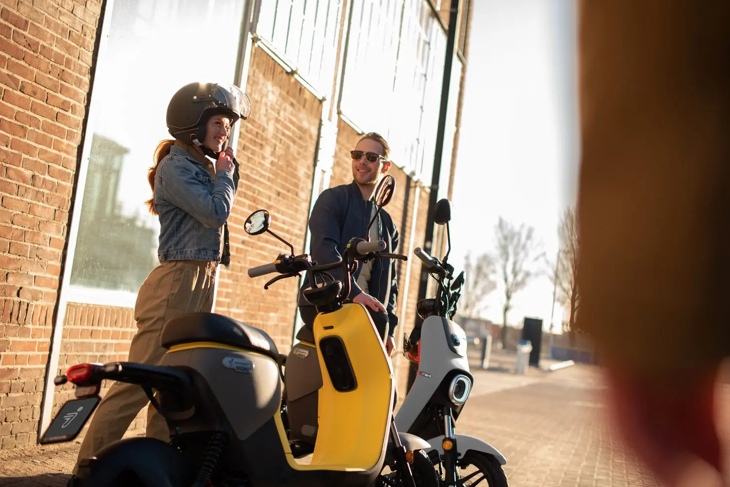 Электроскутер Segway-Ninebot B110S, Yellow/Dark Grey